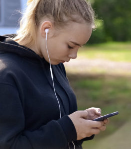 Children and Online Predators - U.S. Survivor Services by Crisis Aid
